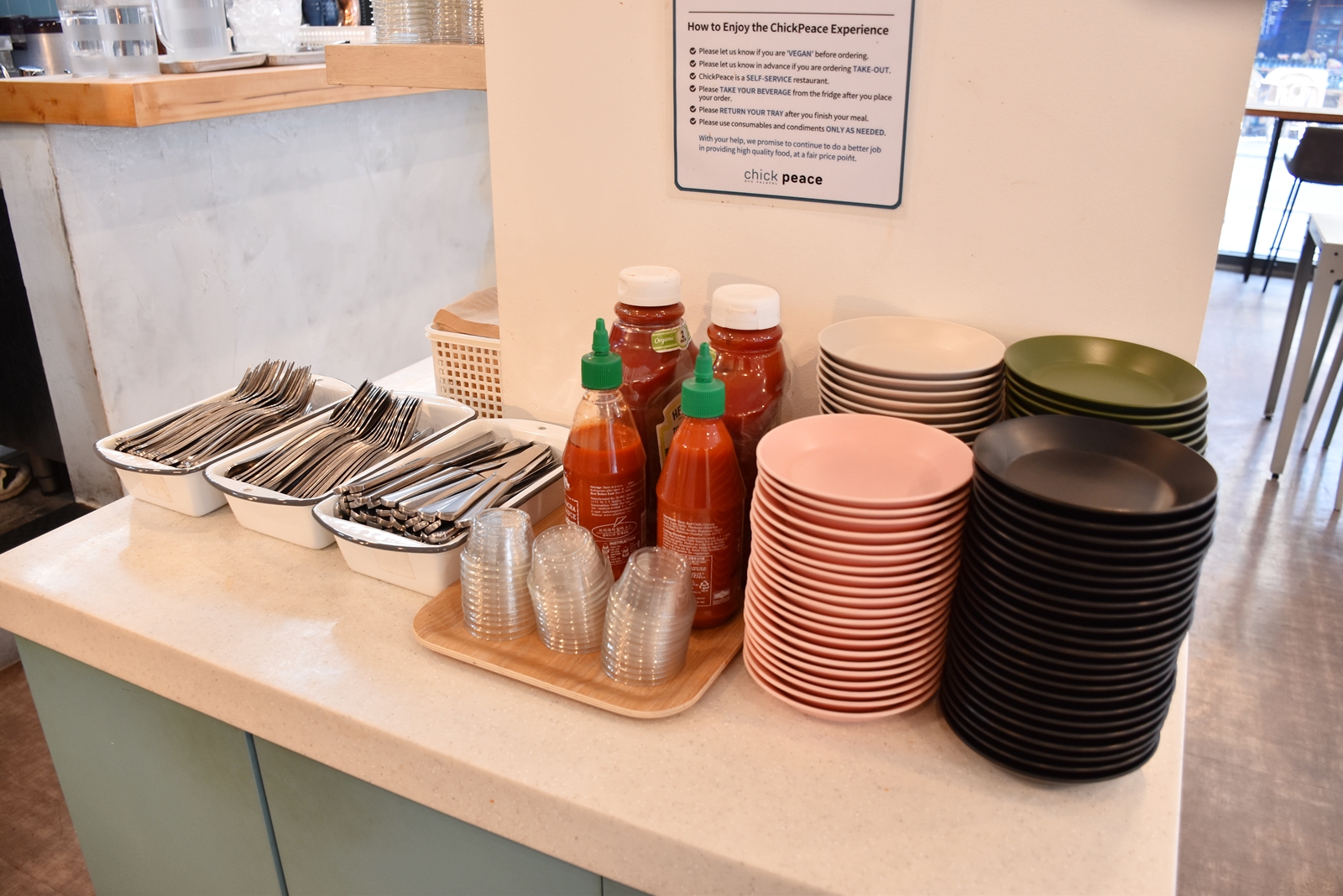 [首爾素食] Chick Peace 칙피스 (葷素餐廳)：型格地中海料理吃純素彼得包 | 《早晨DAILY》