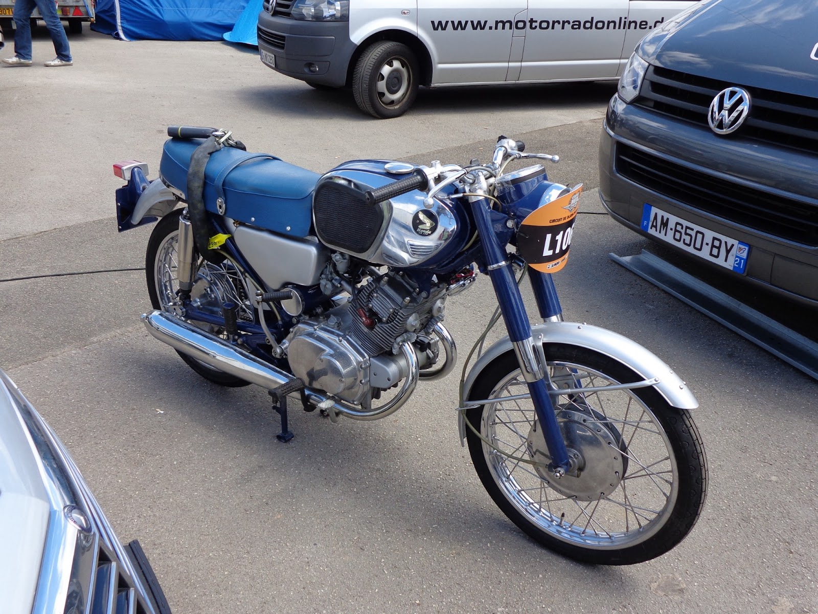 restauration d'un Honda PF50 "amigo" de 1973: Alain le retour