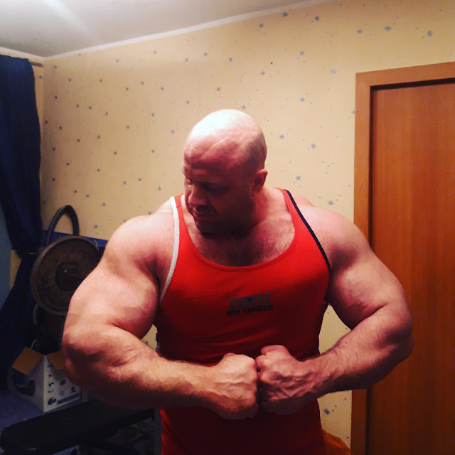 Muscle Lover: Russian musclebear Viktor Goncharov (2)