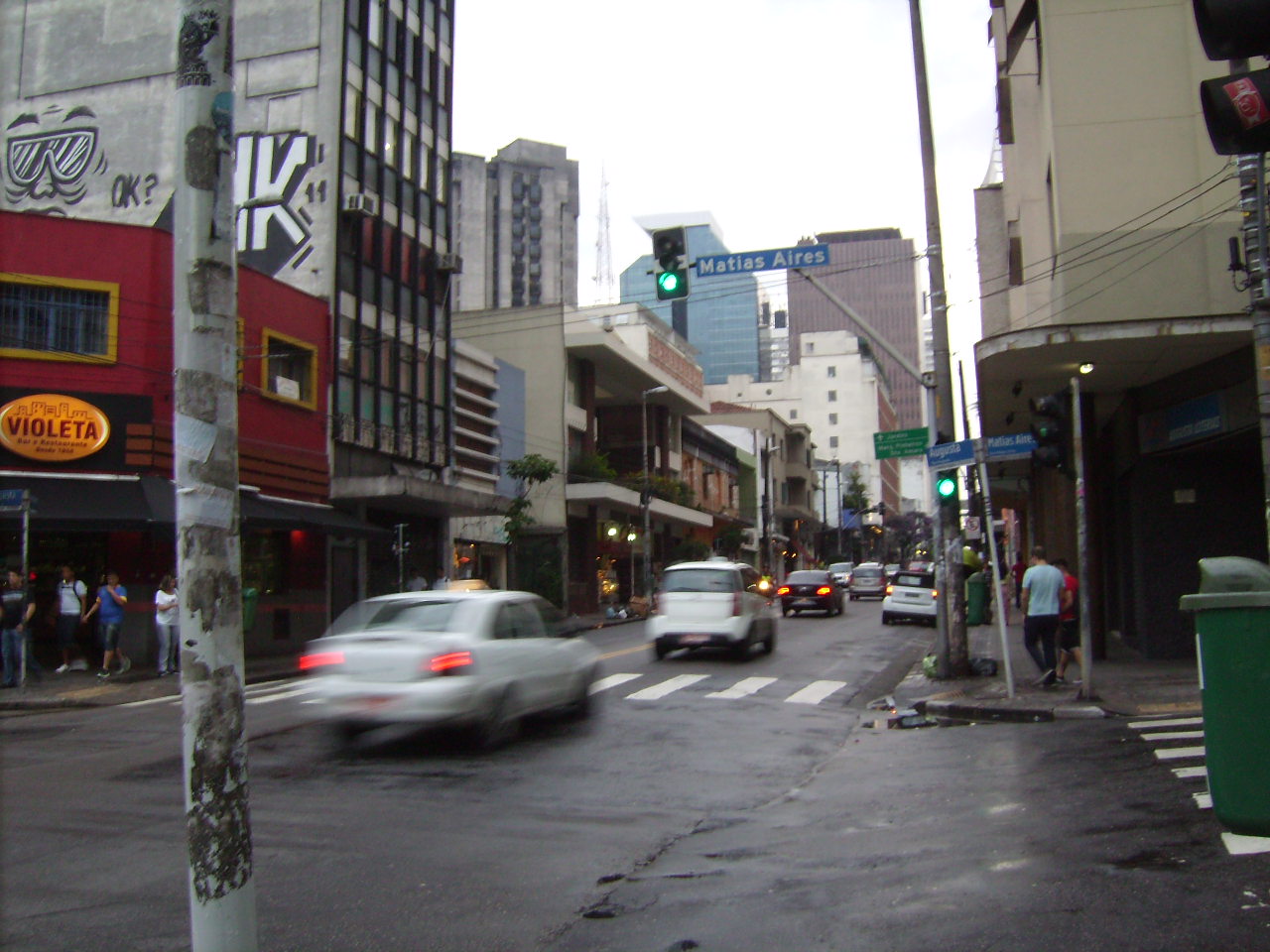 A Friend in São Paulo: RUA AUGUSTA - Walking Along