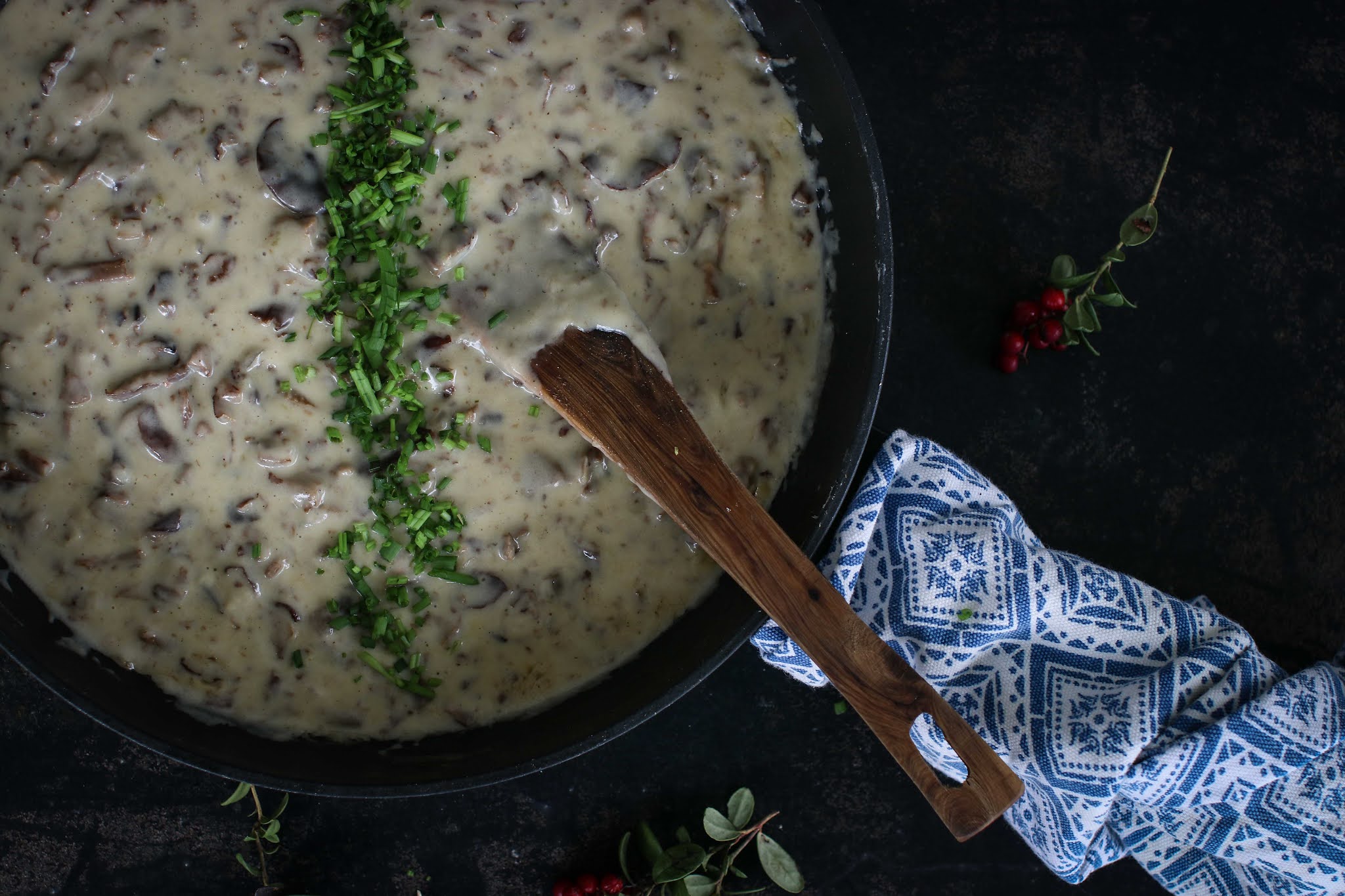 Kaikki äitini reseptit: REHELLINEN ROUSKUKASTIKE