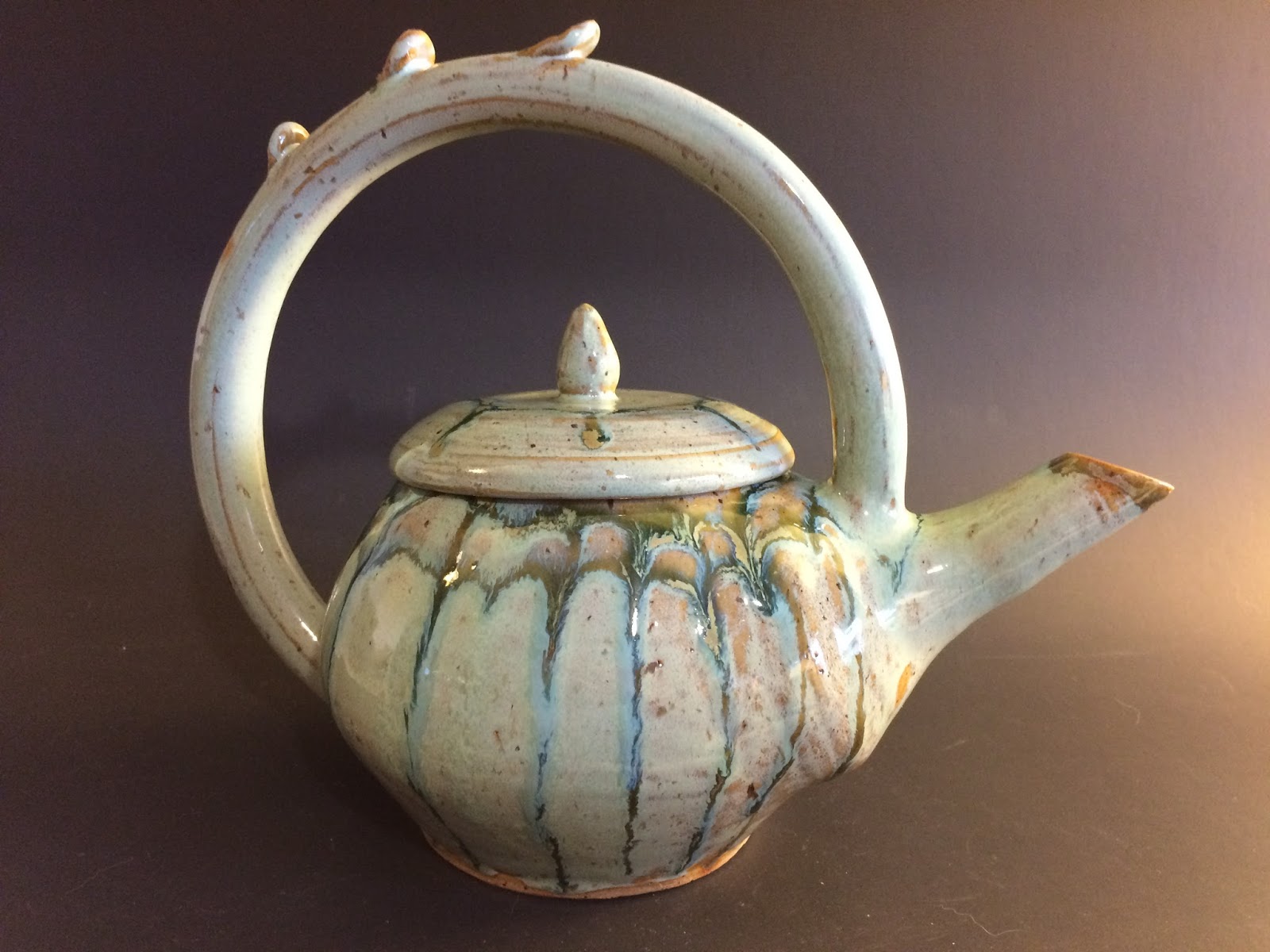 Alchemy of Clay: A cute teapot!