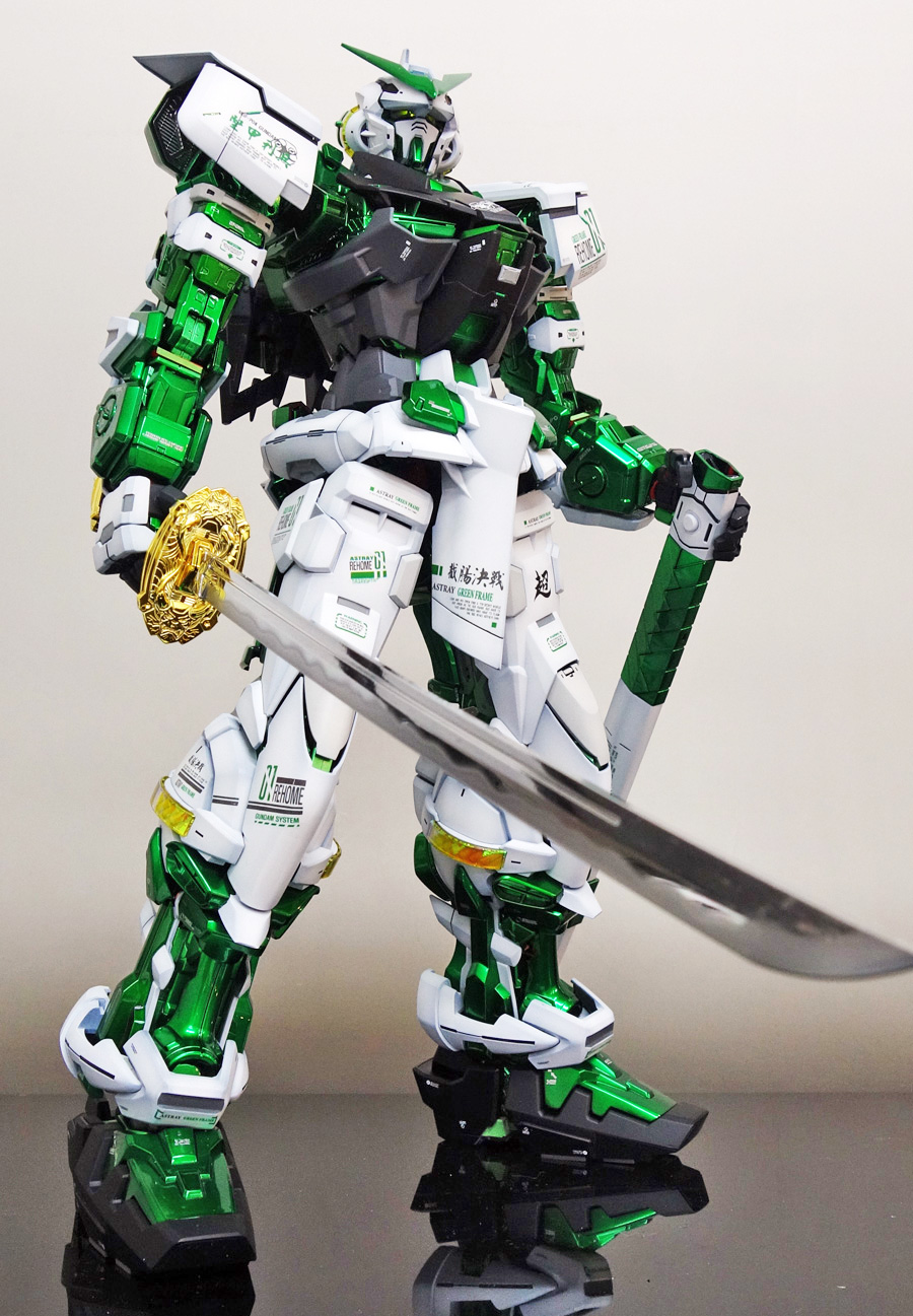 GUNDAM GUY: PG 1/60 Gundam Astray Green Frame - Painted Build