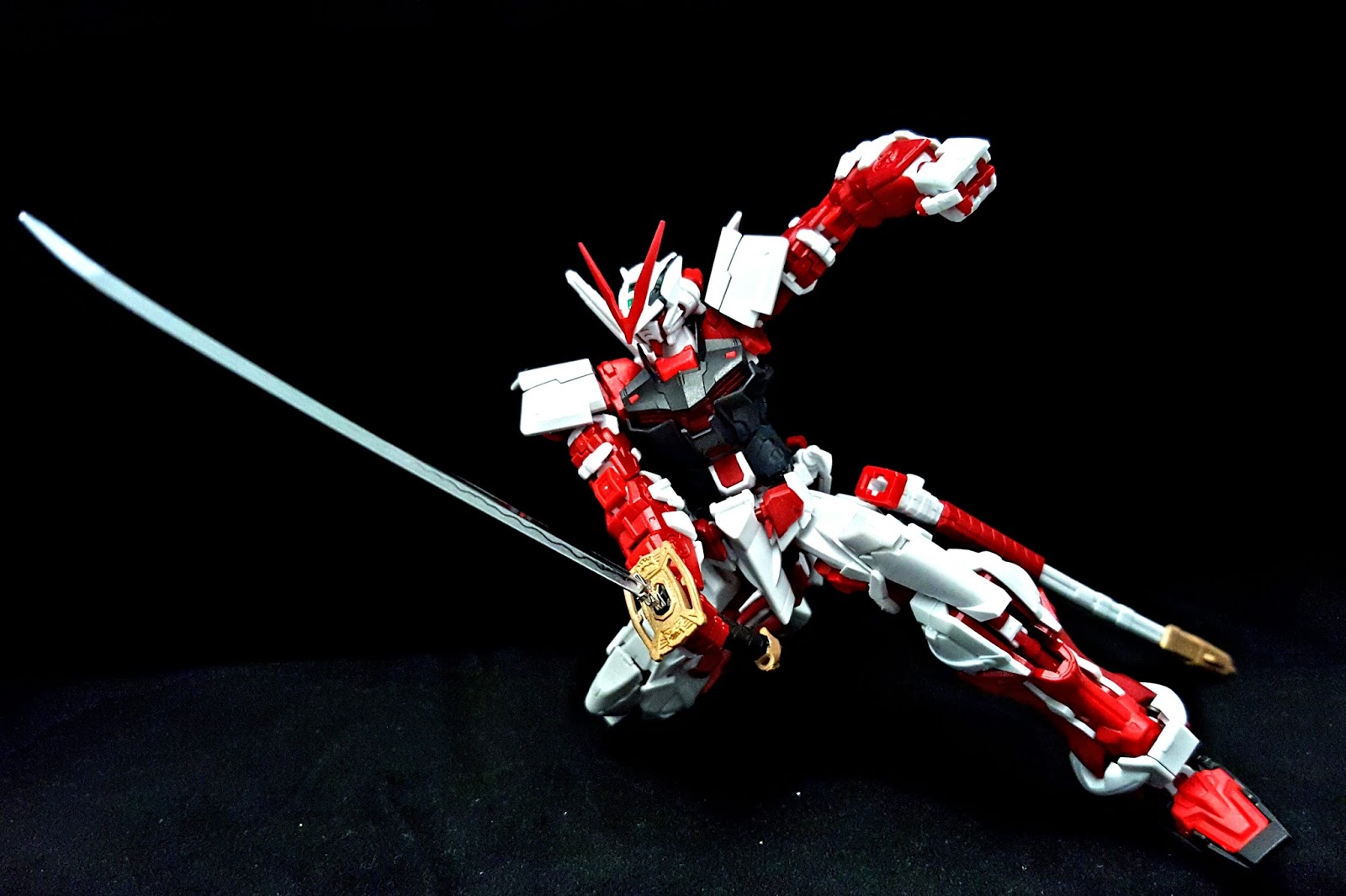 Gunplanerd: [Kit Insight] RG 1/144 MBF-02 Gundam Astray Red Frame [Ver ...