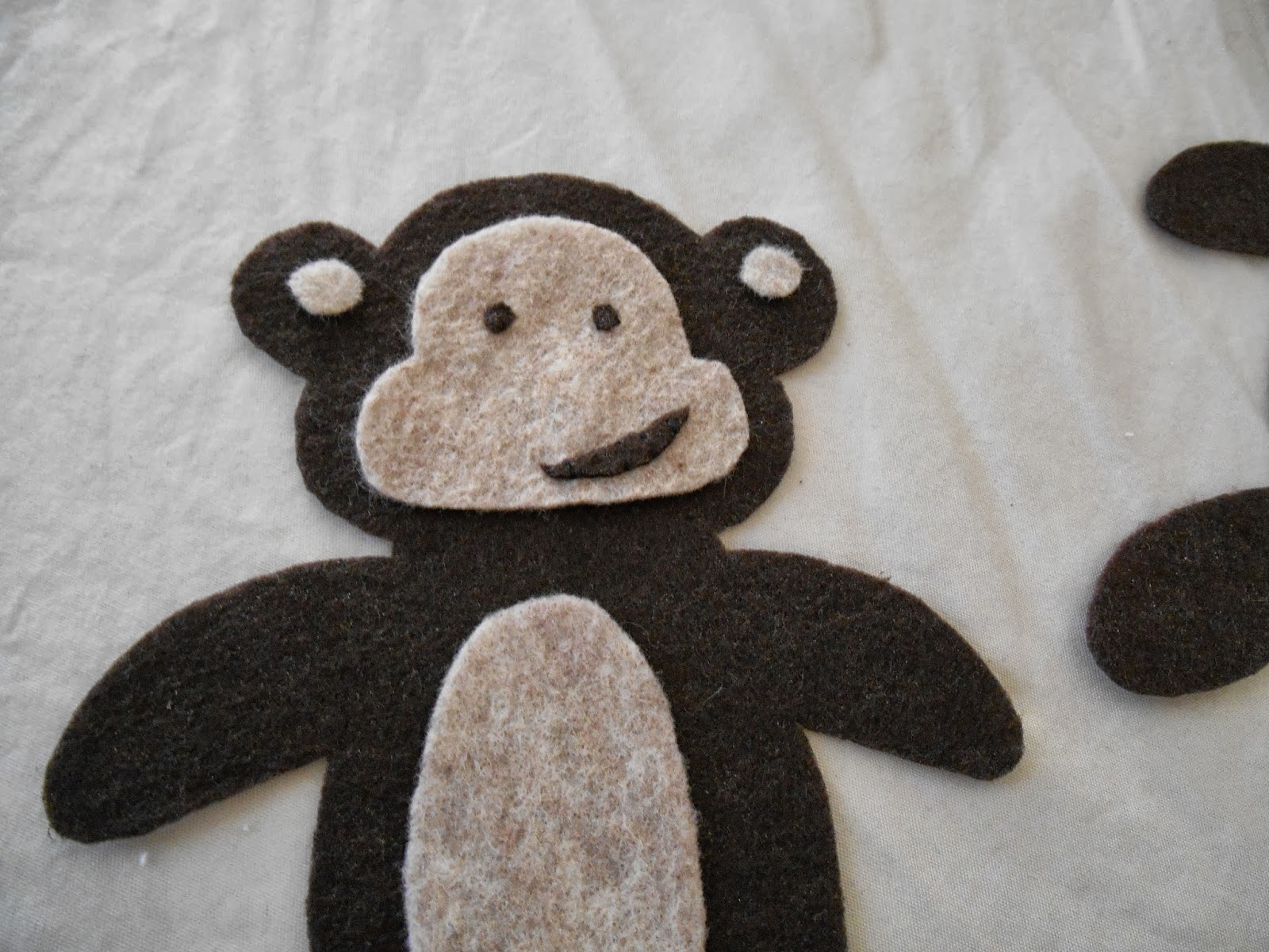 Crafts & Dreams: Monkey Mobile Tutorial