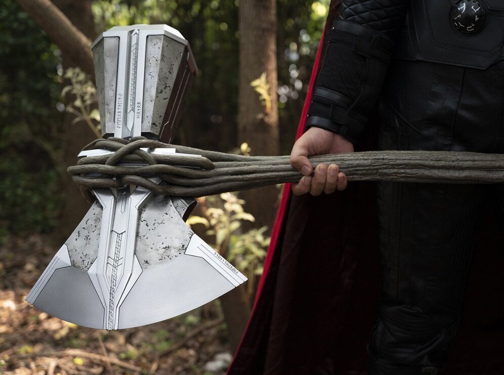 Últimas Tendencias: ¡Esta hacha Thor Stormbreaker hecha a medida es genial!