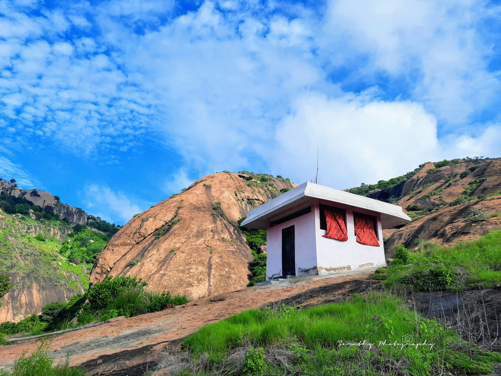 The Monsoon magic of Dodda Ramakallu Betta