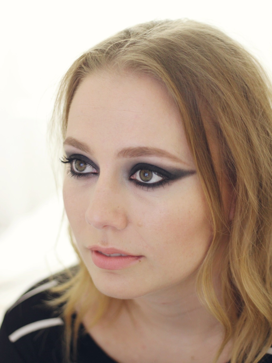 DRAMATIC WINGED SMOKEY EYE TUTORIAL | Bloomin' Rouge