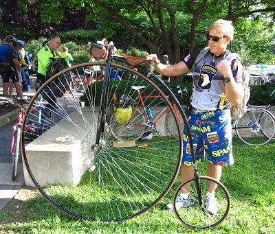 Ode Street Tribune: Rosslyn superhero rides vintage-1885 bicycle