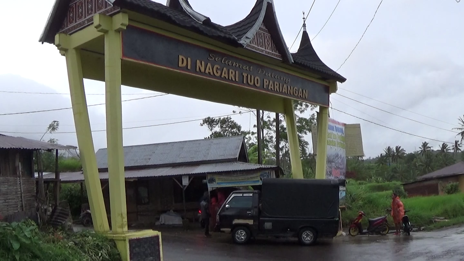 Prasasti Batu Basurek Kampung Pariangan | Detak