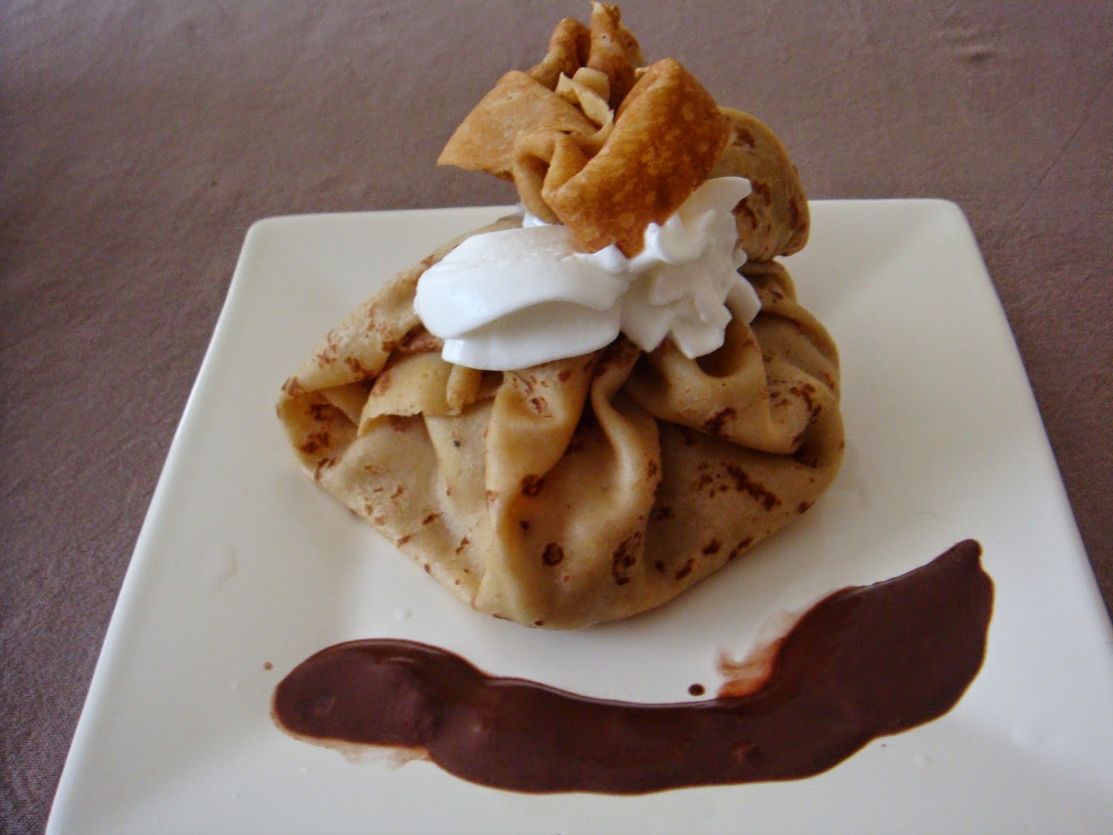 Caraméline: Aumonières de crêpes façon Belle-Hélène