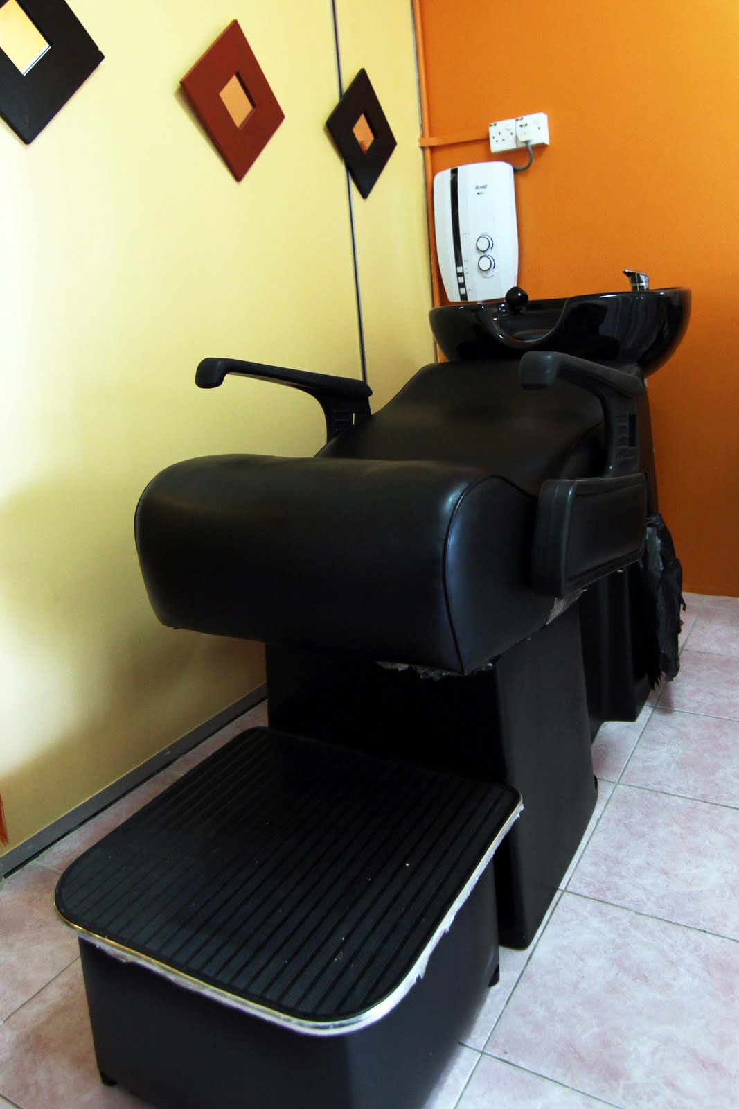 BellezaSalon: Ruang Gunting Rambut Belleza Salon