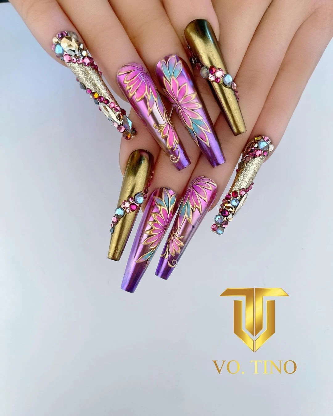 Exclusive luxury nail art designs by Vo.tino | Melody Jacob
