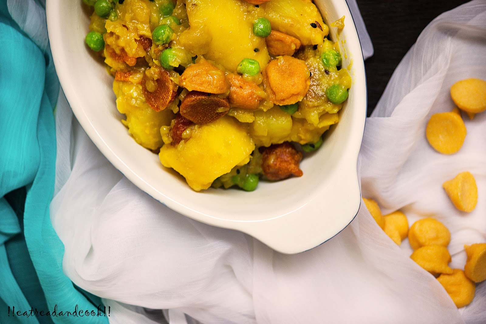 Niramish Lau Ghonto / Lau Bori / Bengali Style Pure Vegetarian Bottle ...