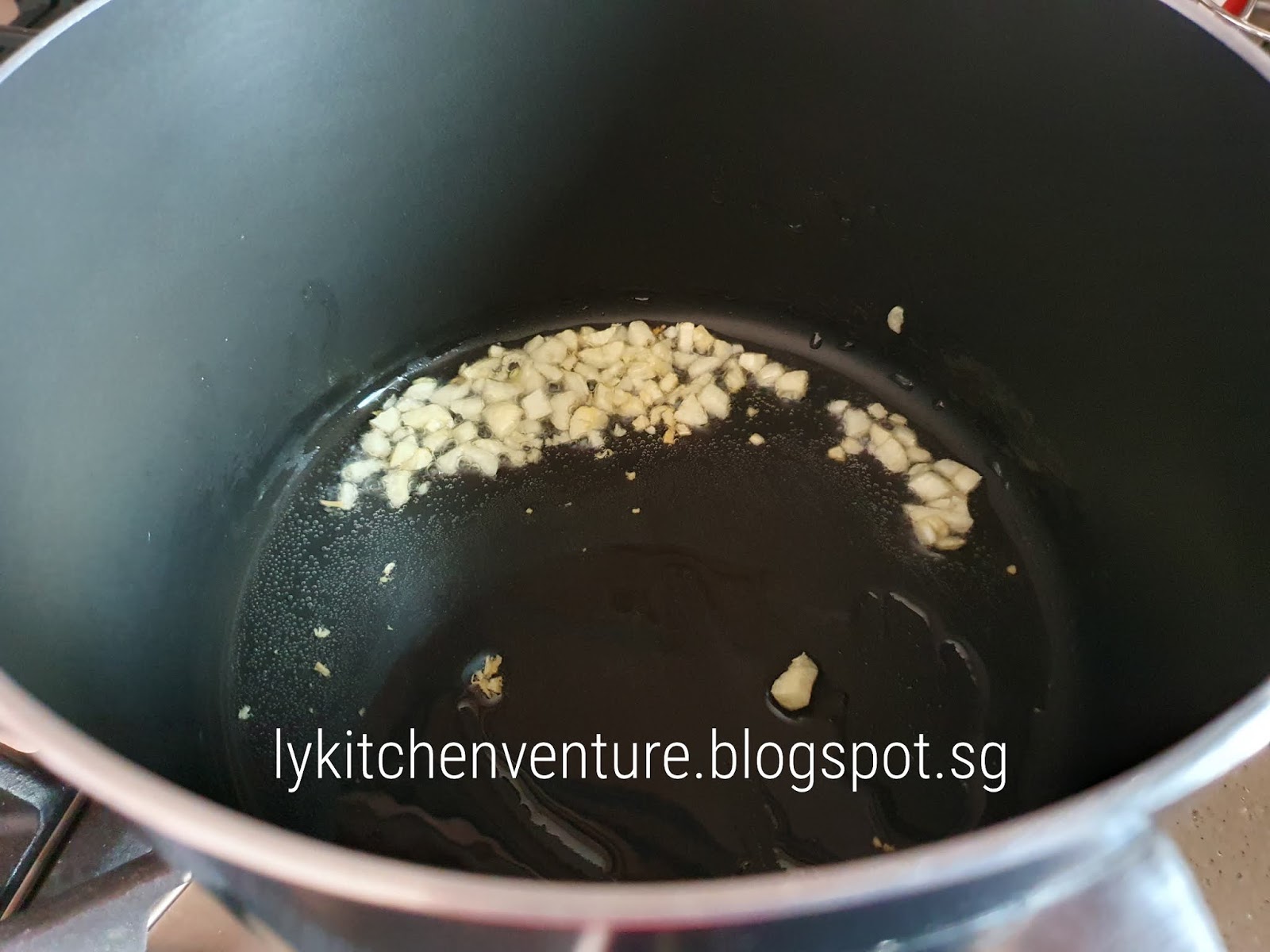 LY's Kitchen Ventures: Mui Fan (烩饭)