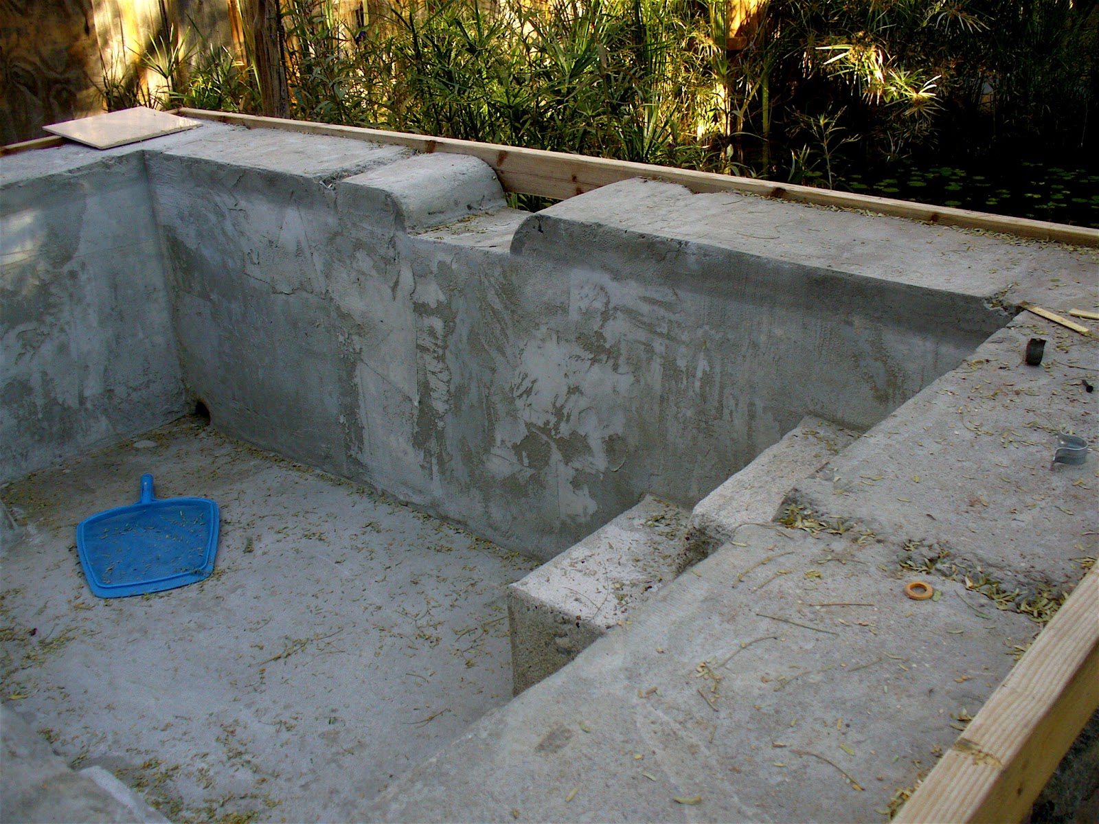 Alt. Build Blog: Concrete And Stone Hot Spring Pools