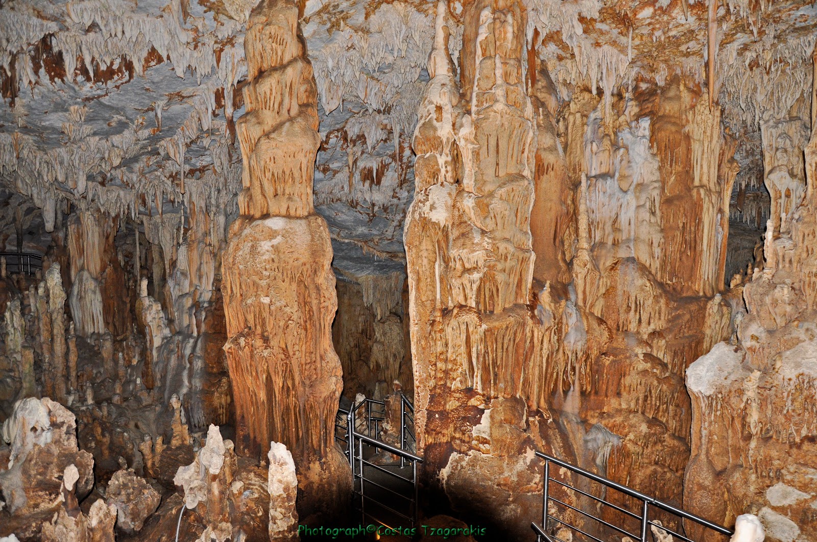 Nature Digital : The cave at Peania, Attica, Greece. Το σπήλαιο ...