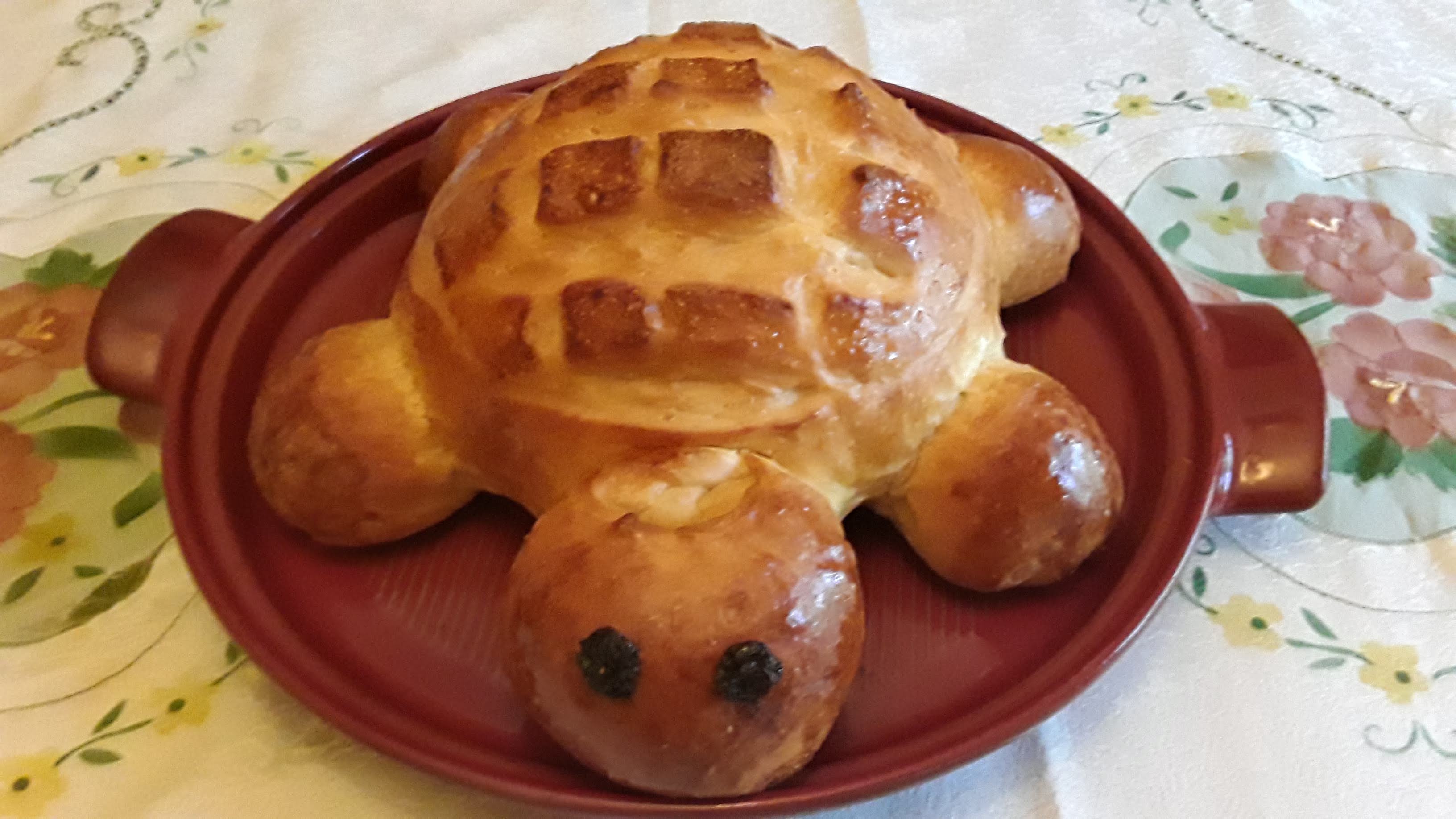 Passion Kneaded: Turtle Bread - #BreadBakers