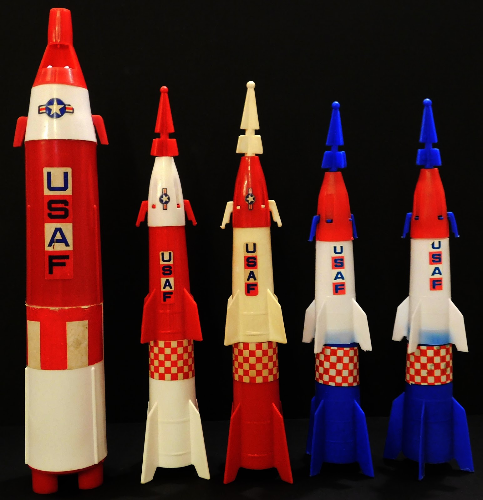 Toys and Stuff: Processed Plastics Apollo Moon Rocket