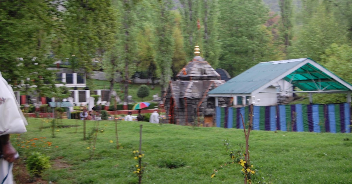 Dr.Ravishankar's blog: Pandrethan Shiva Temple, Srinagar, J & K ...