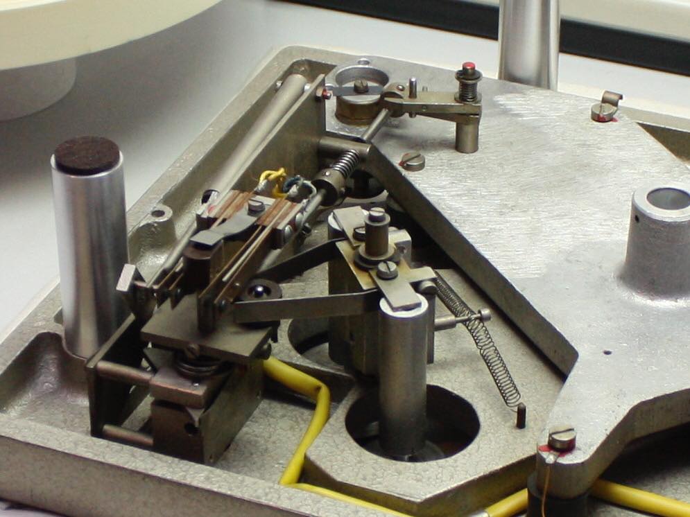 Neumann 1958 PA2 turntable – M & S | Ultimate High-Fidelity