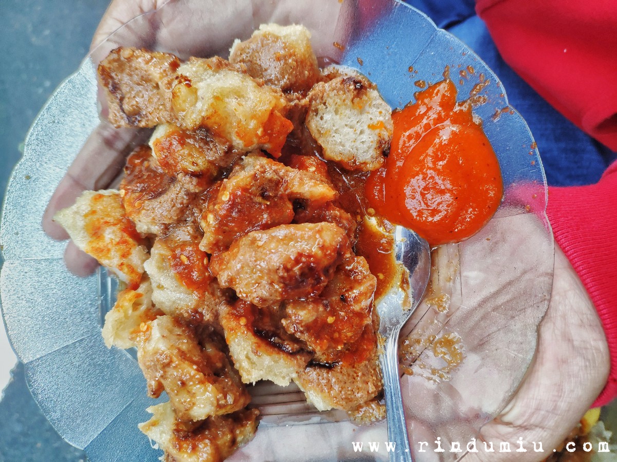 Tasting Siomay Batagor Ujang Dadi Bandung in Jogja - Rindumiu