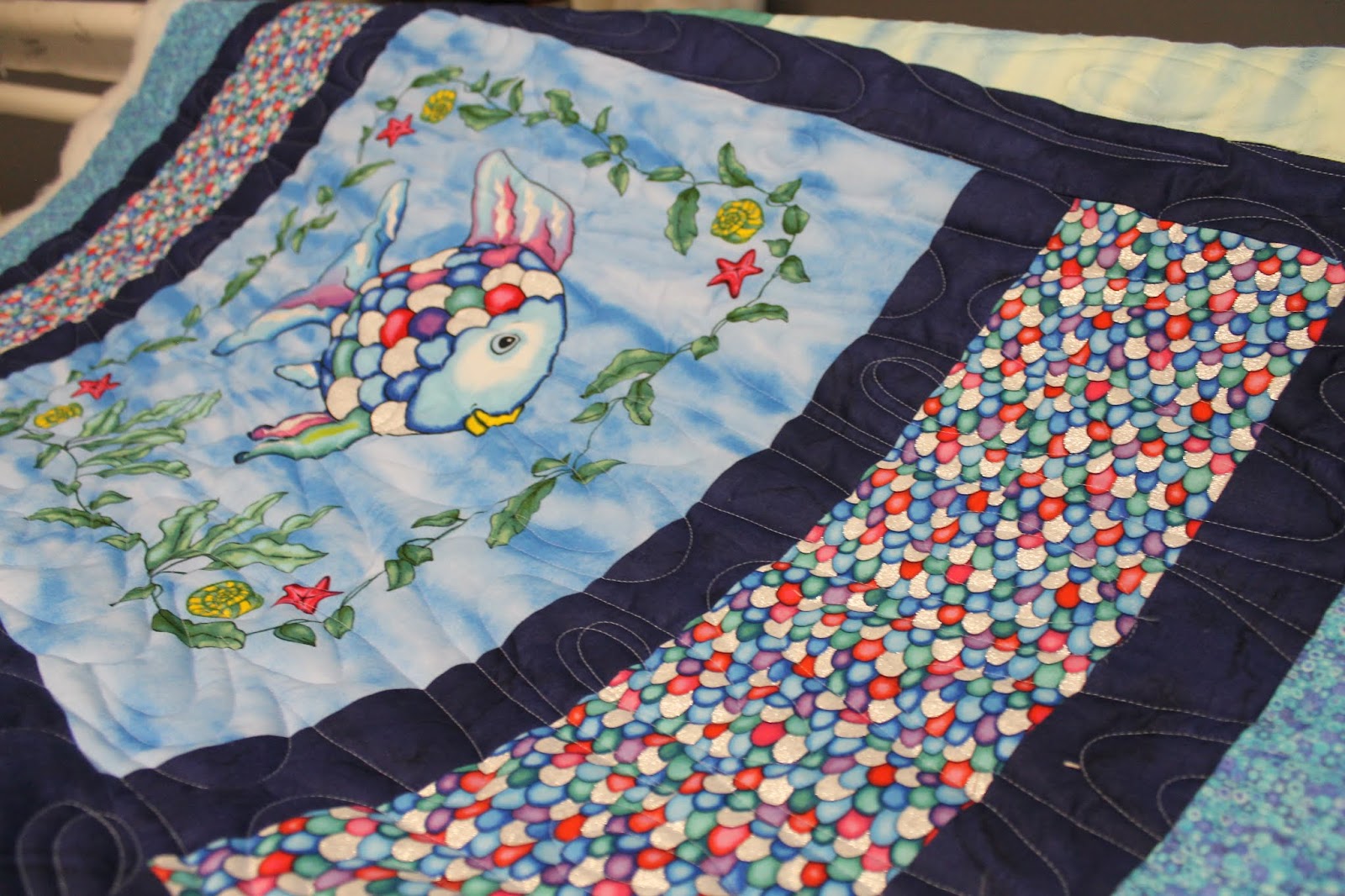 SunShine Sews...: Mary's Fish Quilt