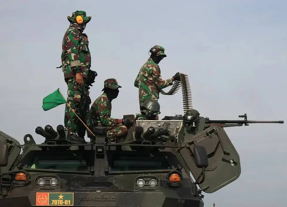 DEFENSE STUDIES: Kikav 8/KSC/2 Kostrad Laksanakan Latbakjat Ranpur