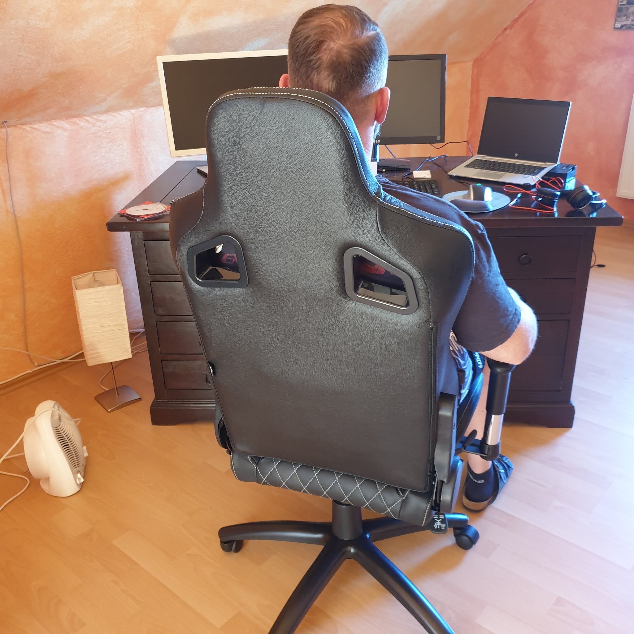 Bürostuhl vom Möbel Neubert in Hirschaid