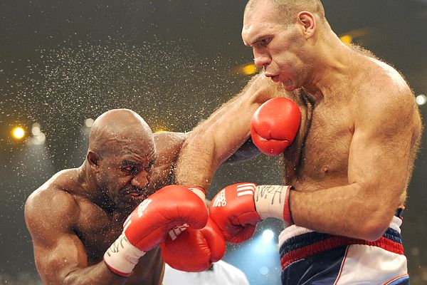 Best Celebrity: Nikolai Valuev Russian Boxing Player