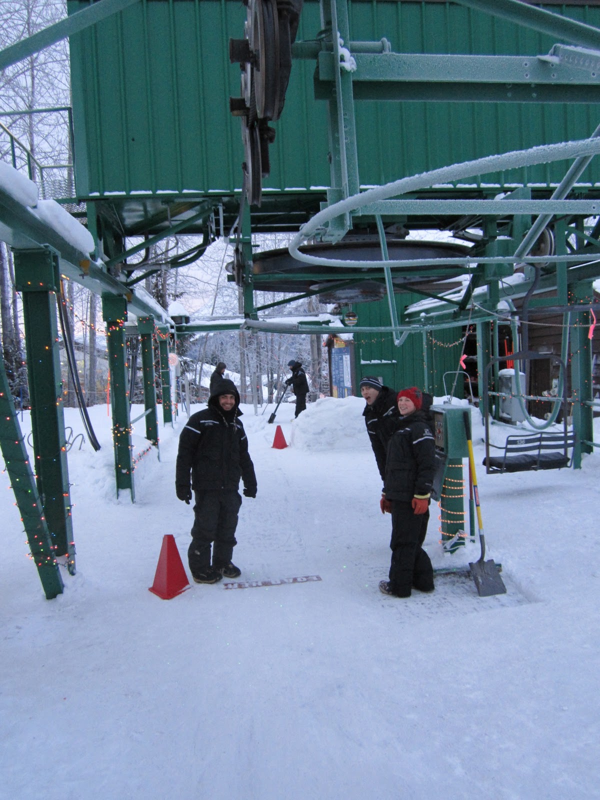 Alyeska Lift Crew: Night Lift Crew