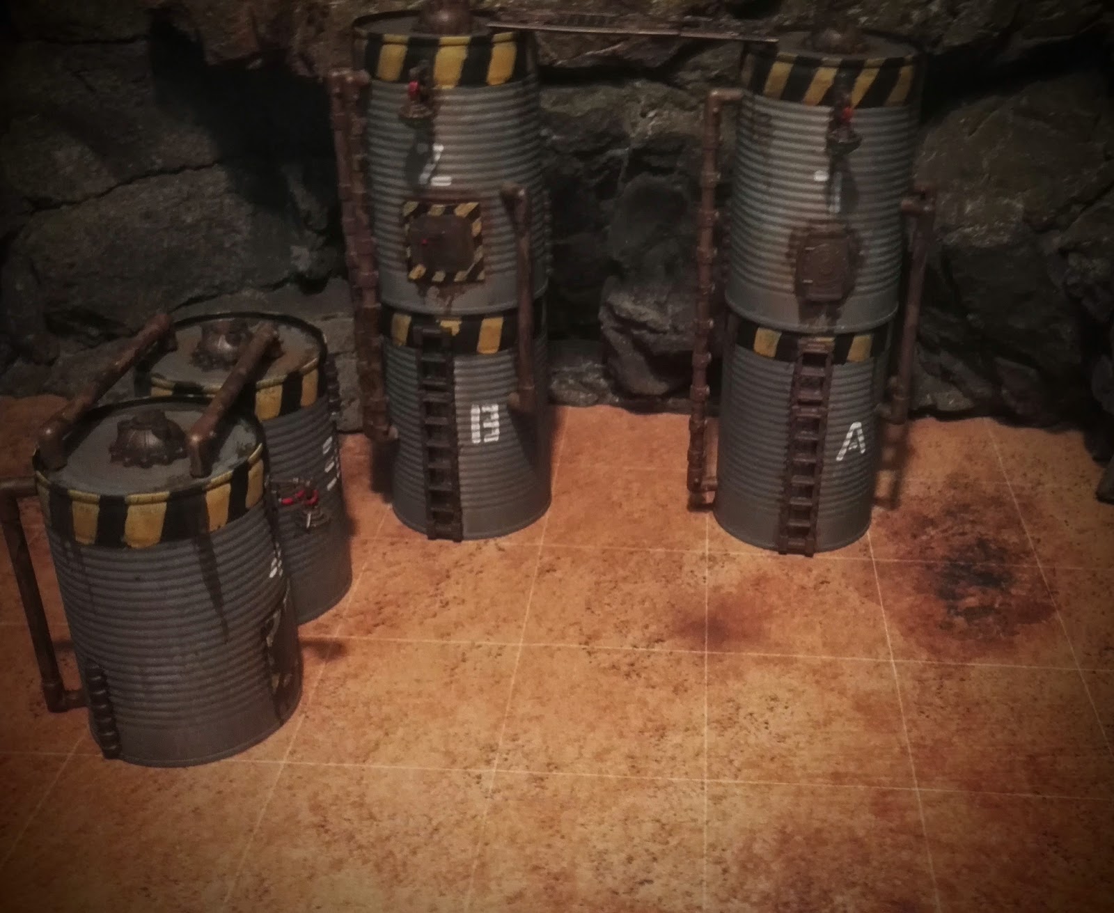 Bloodbeard's Garage: Tutorial: Modular tin can silos