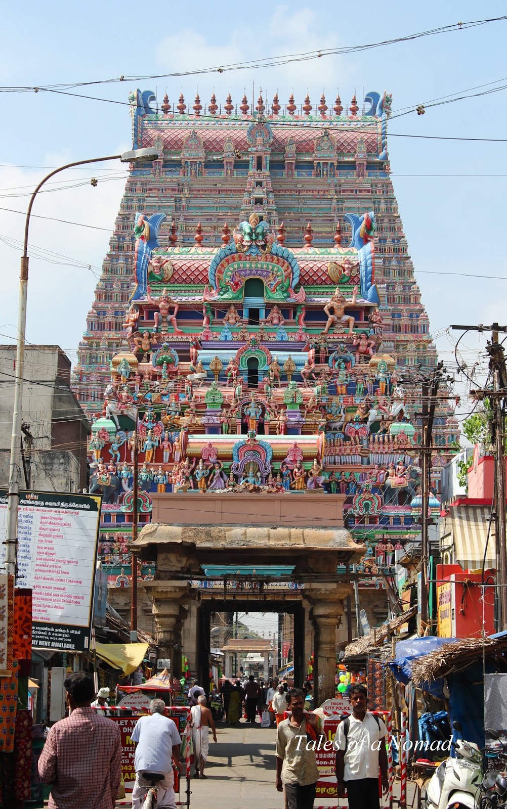 Tales Of A Nomad: Sri Ranganathaswamy temple, Srirangam- A Photo Essay