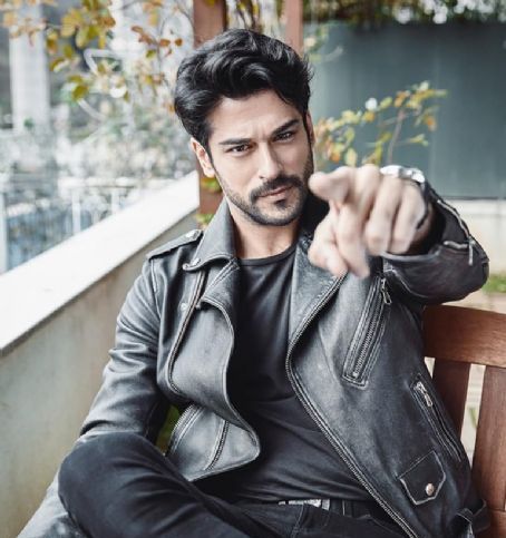 Top 5 Most Popular Turkish Actors 2019