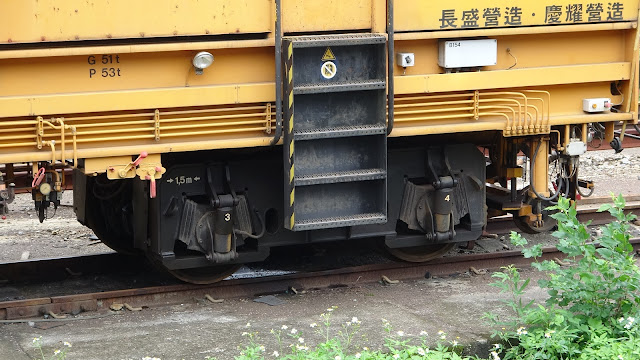 Blair's 鐵道攝影: 長盛營造 軌道動態穩定車(DTS, Dynamic Track Stabilizer) DGS 62N CS5002