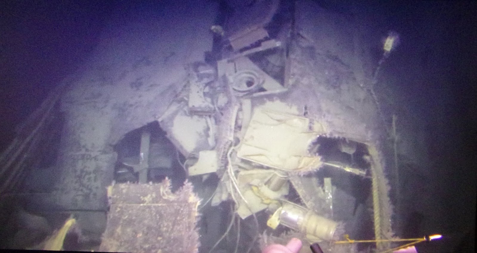 .: Polarne eko-zagrożenie?: Wrak K-278 „Komsomolec”