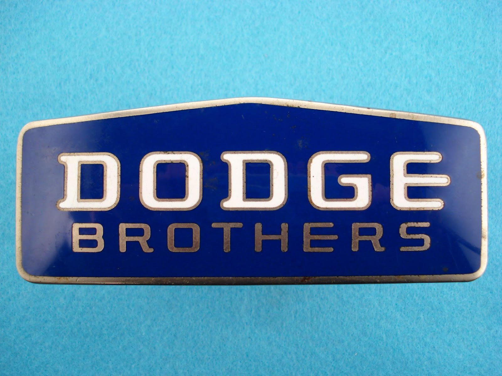 American Auto Emblems: DODGE BROTHERS/DODGE