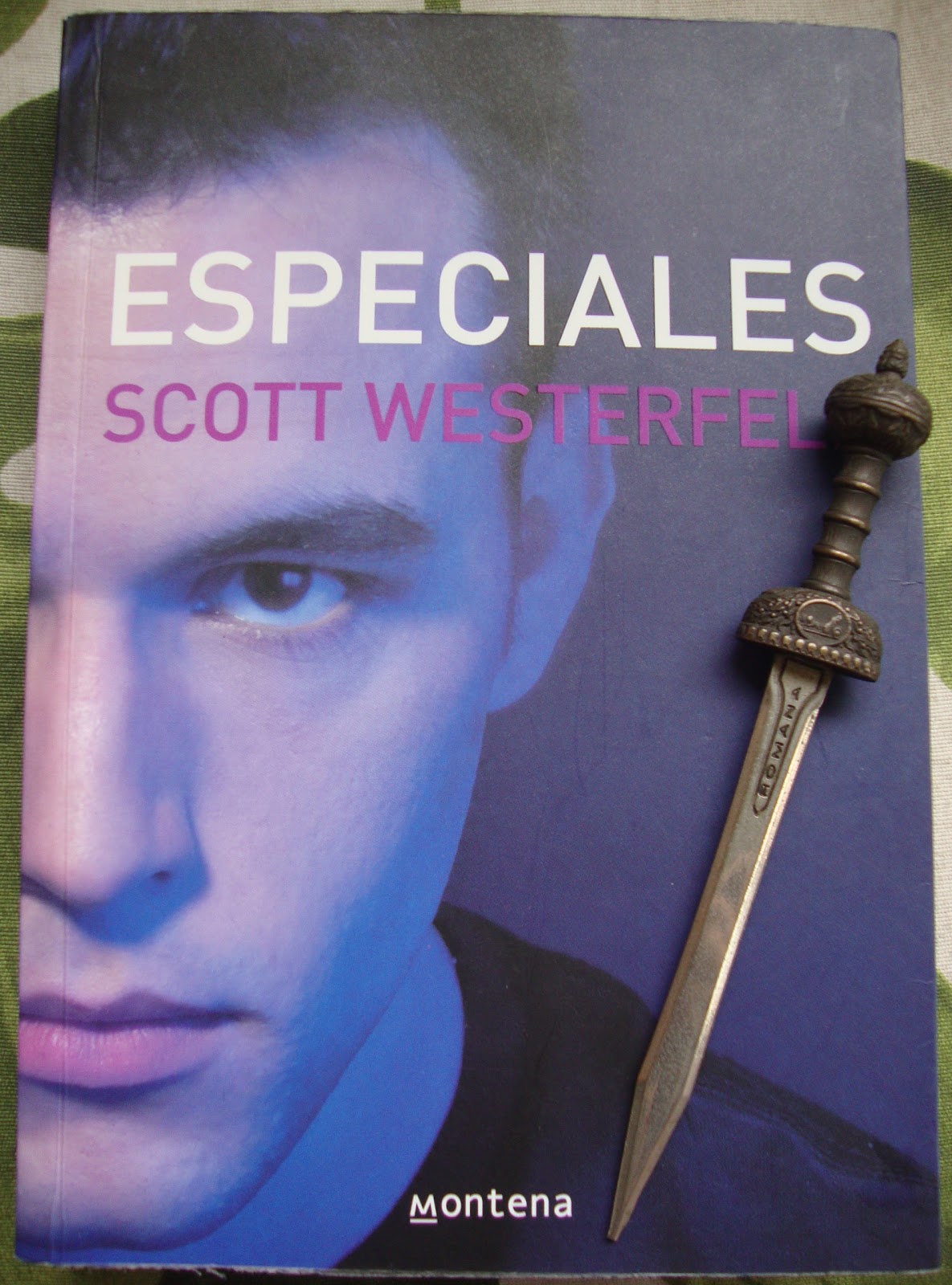 Libros de Olethros: ESPECIALES. Scott Westerfeld
