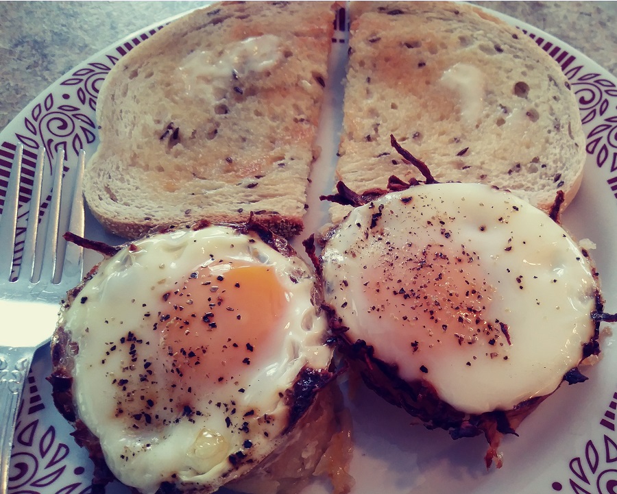 Sam's Place: Breakfast Egg Nest Recipe