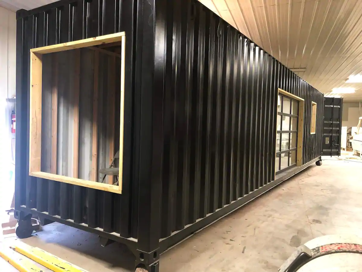 Shipping Container Homes & Buildings: Lily Pad Airbnb - Small Shipping ...