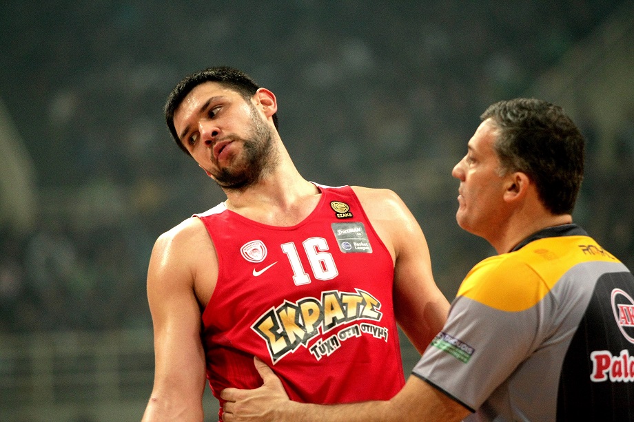 Ο Κόσμος των Ελλήνων Διαιτητών Μπάσκετ: Κέρδισε τον σεβασμό. “Προσωπικό ...