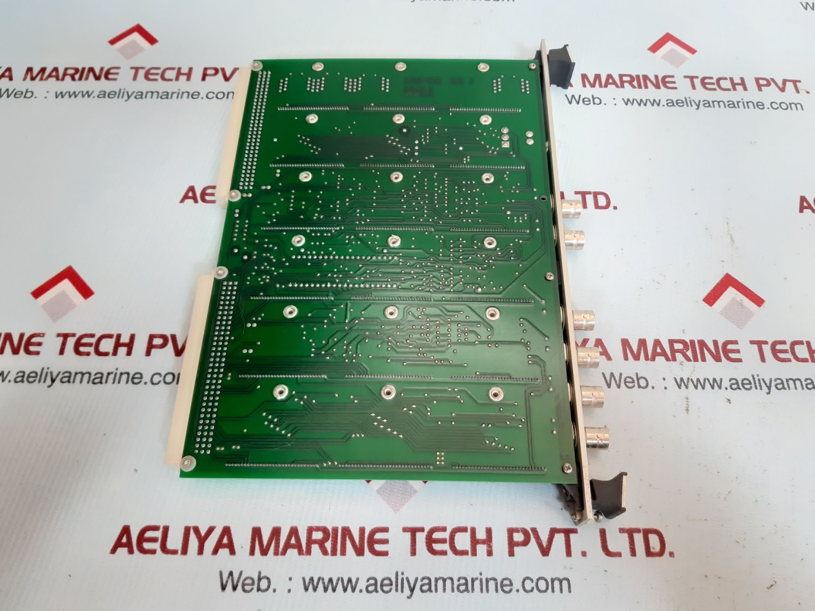 DIGICOURSE 8000-772-4 MULTI-CHANNEL MODEM - Aeliya Marine