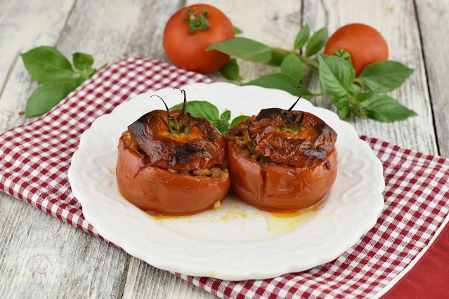 Rosii umplute cu carne - CAIETUL CU RETETE