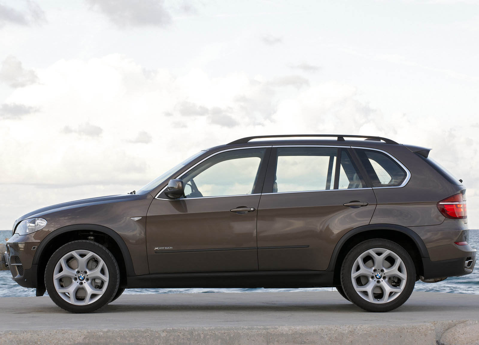 BMW Recall For Rusty Front Driveshafts Is A Sign Of The Times | Carscoops