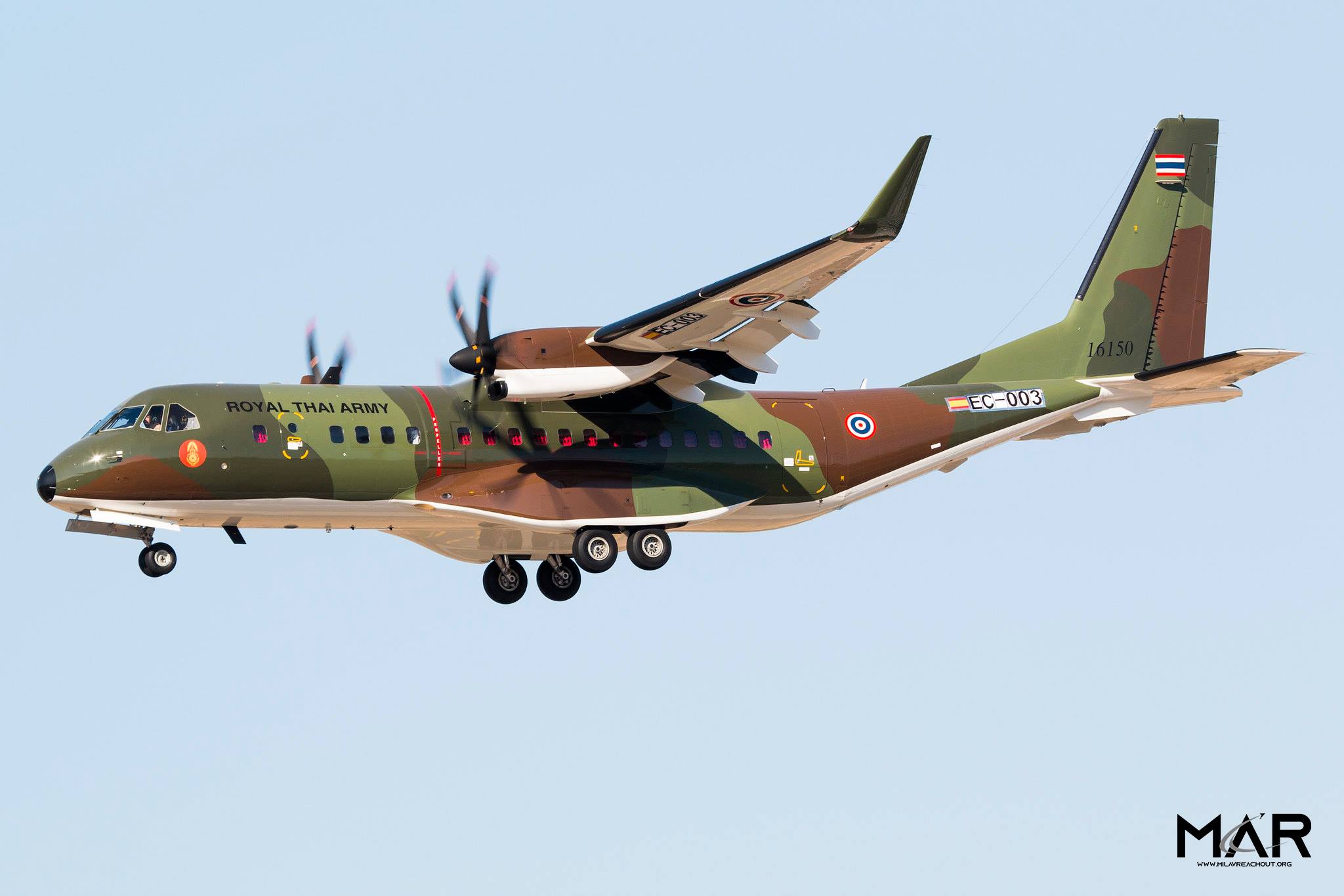 AAG_th บันทึกประจำวัน: กองทัพบกไทยลงนามจัดหาเครื่องบินลำเลียงขนาดกลาง ...