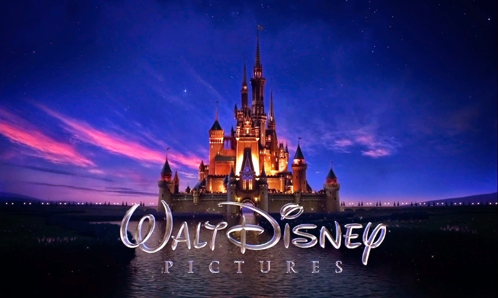 Superheroes, Fairytales and the Force Featured in Disney's 2015 Movie ...