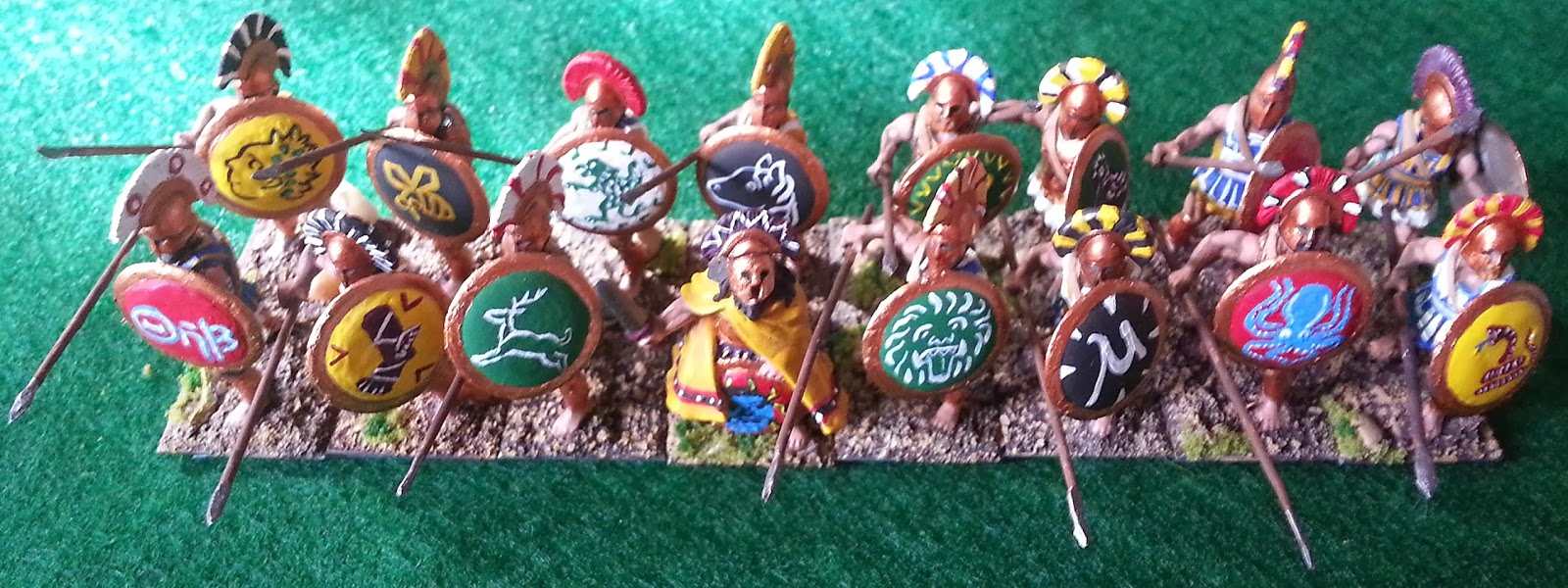 Constantinople on the Web: Hoplites with freehand shields, peltasts ...