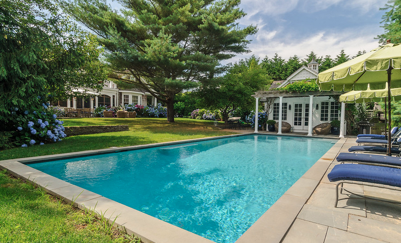 hampton hostess: HAMPTONS POOL HOUSE
