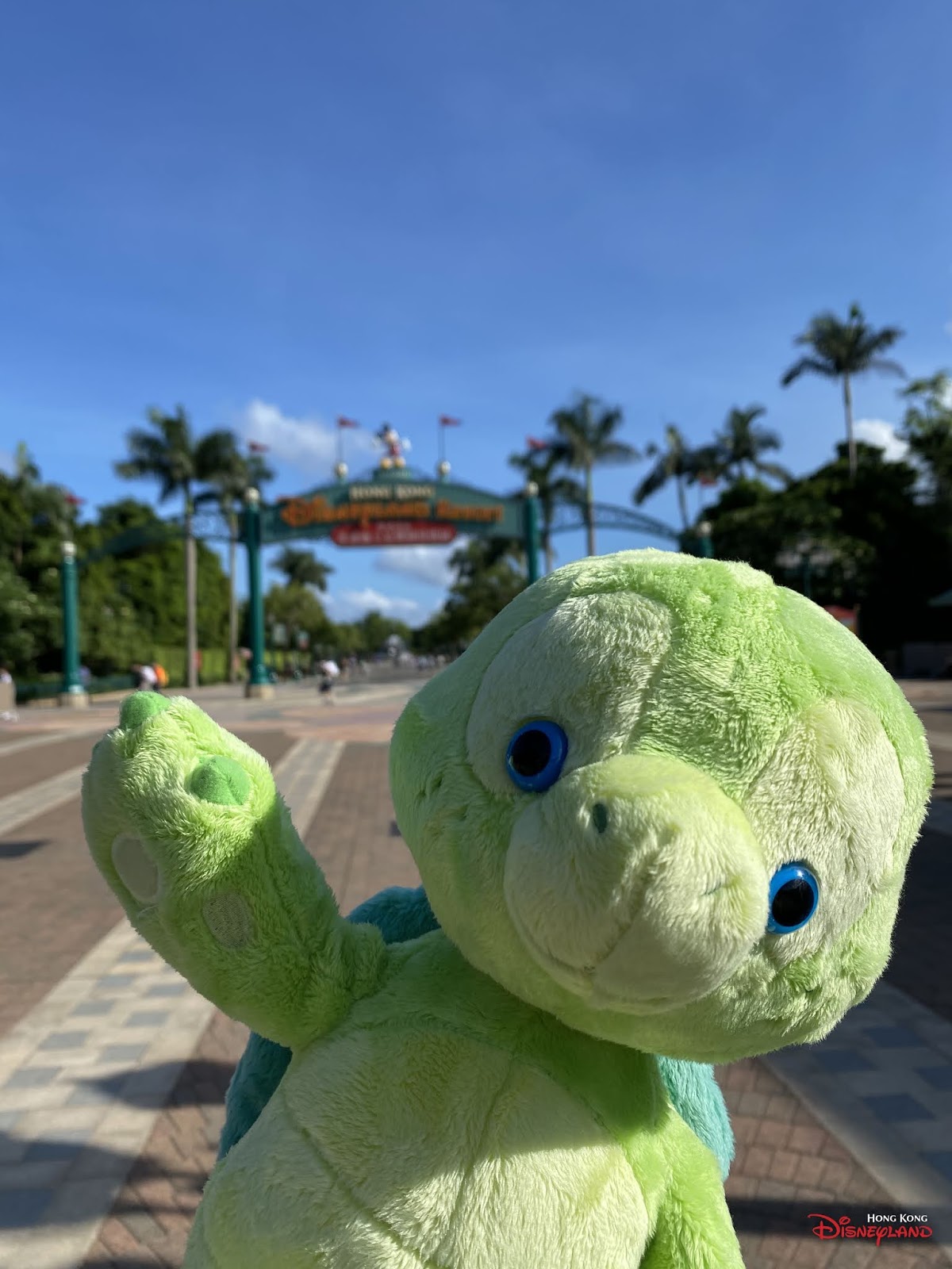 ‘Olu Mel 加入 香港迪士尼 Duffy與好友大家庭 🎵🌴 ‘Olu Mel debuted at Hong Kong ...