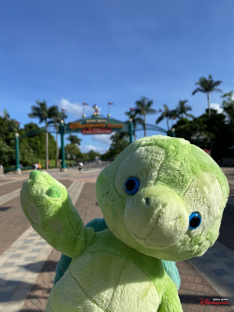 ‘Olu Mel 加入 香港迪士尼 Duffy與好友大家庭 🎵🌴 ‘Olu Mel debuted at Hong Kong ...
